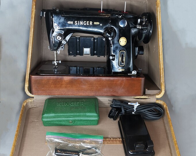 1957 Singer 306K Sewing Machine With Box and Parts, EM442703, Works ...
