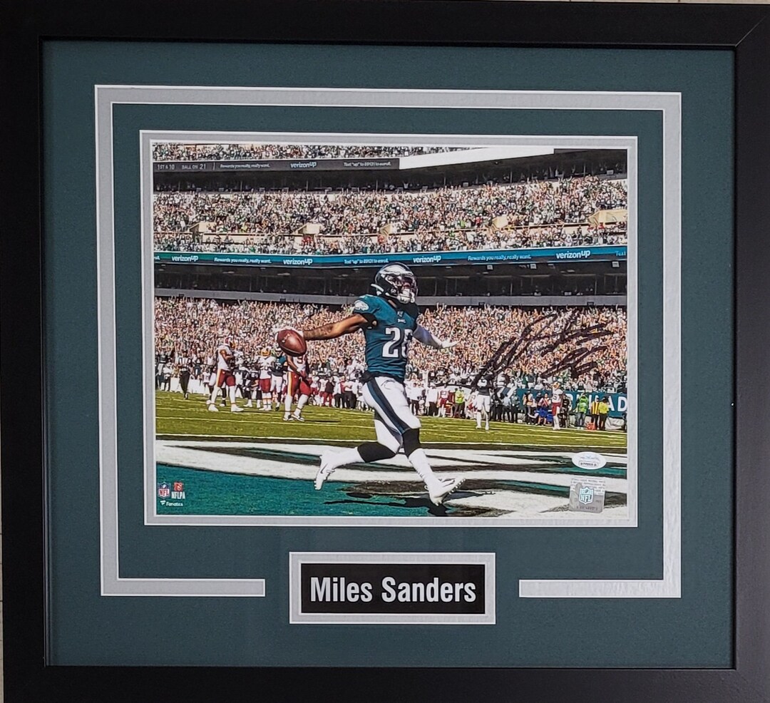 Miles Sanders Autographed Custom Framed Philadelphia Eagles 11x14 Photo ...