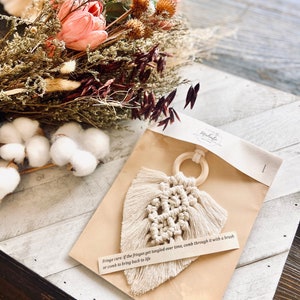 Macrame Feather Car Charm Essential Oil Diffuser / 27 Colors / - Etsy