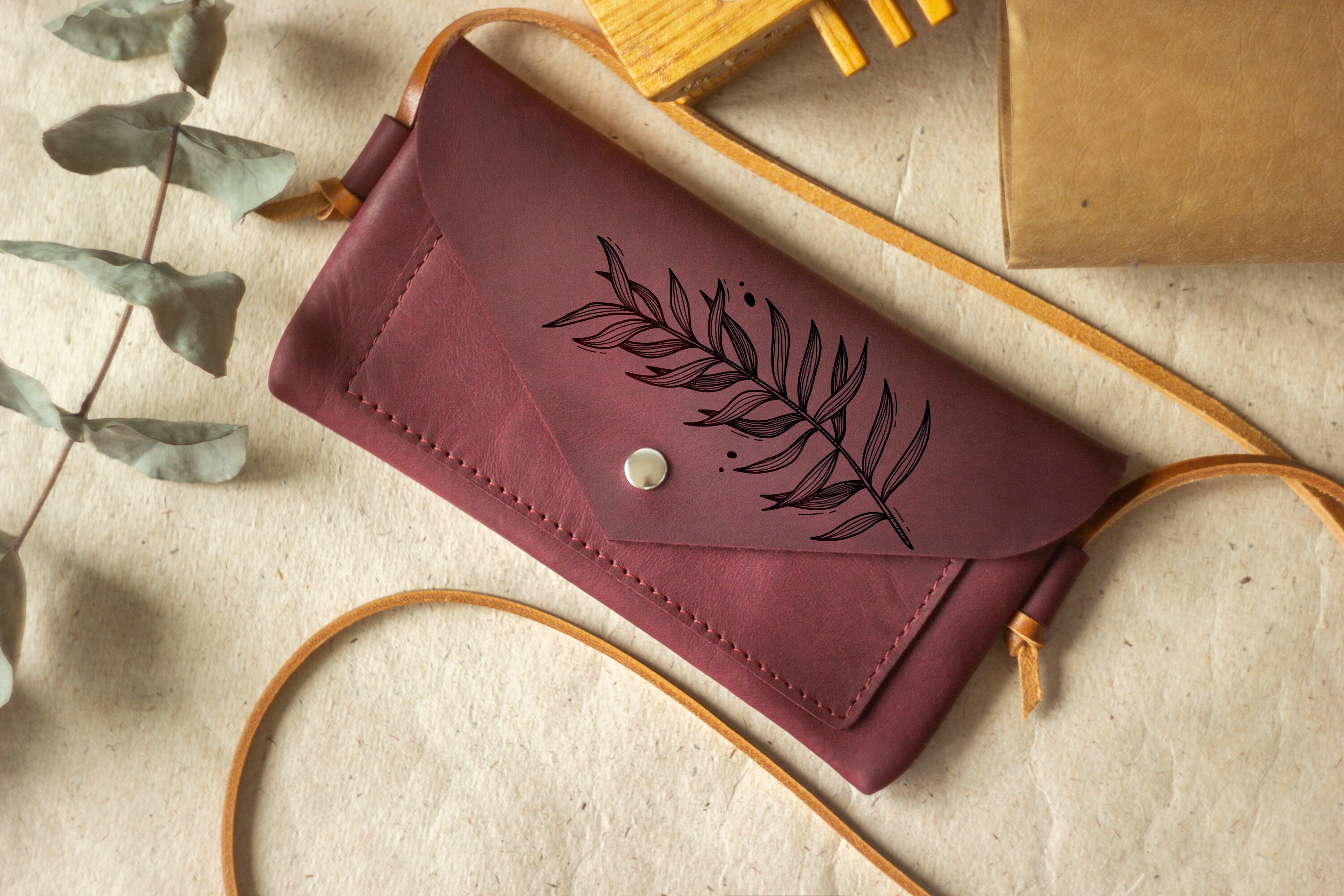 Simple leather bag Phone case with leaves Cross body purse | Etsy