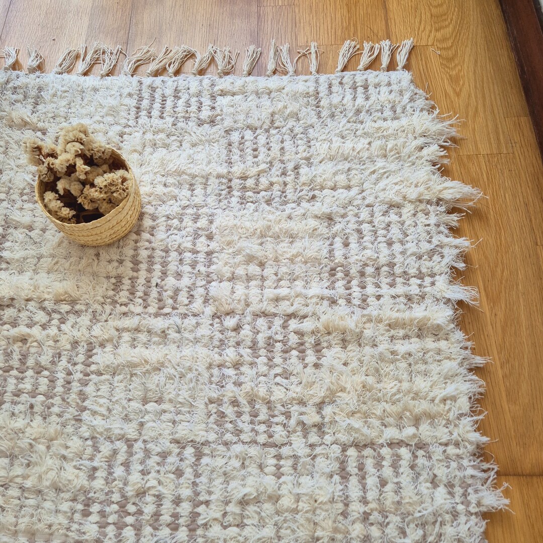 Medium Cream Checkered Rug 70x140cm / Soft Rug / Rug for Bedroom / Rag ...