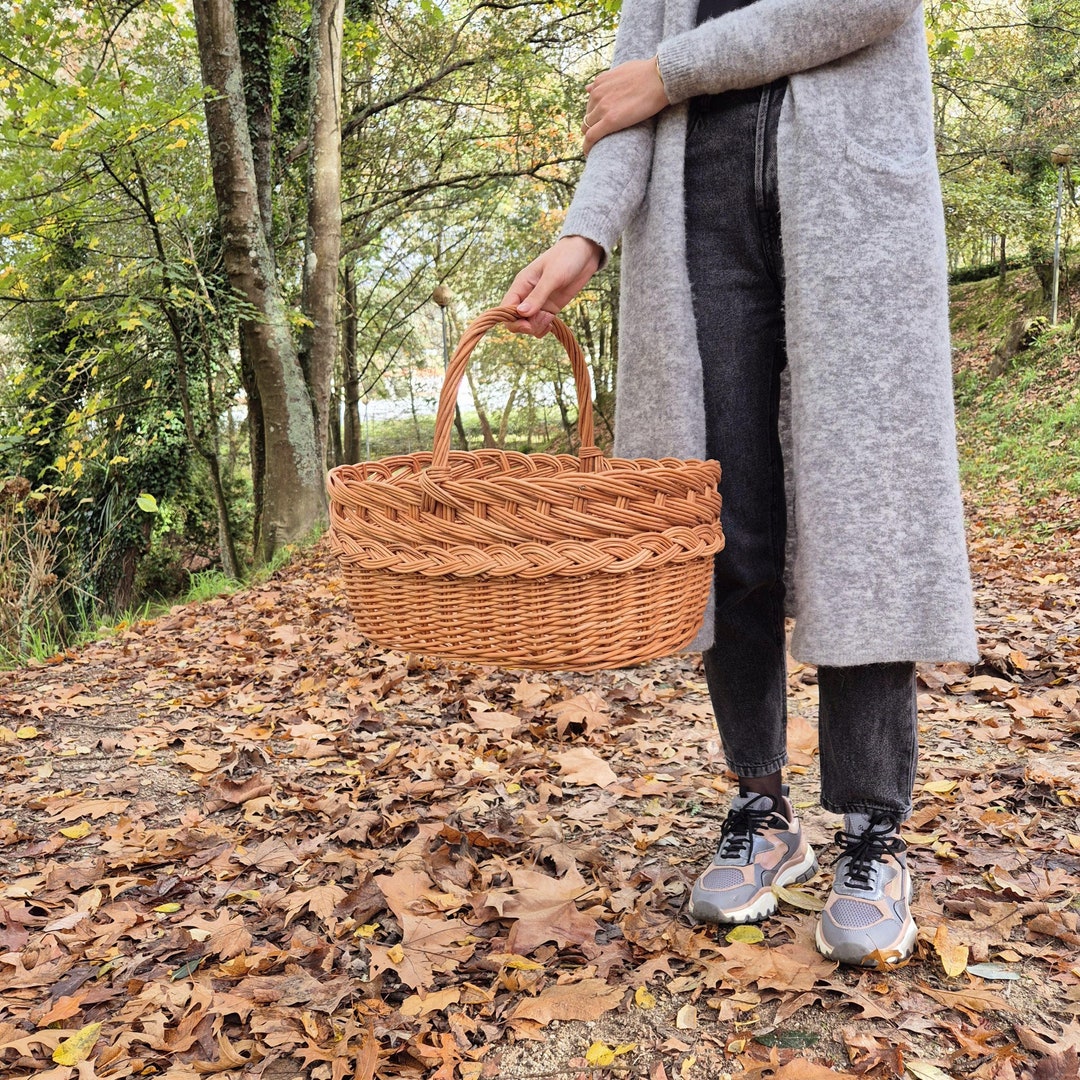 Large Wicker Basket / Harvest Basket / Farm Basket / Vintage Basket ...