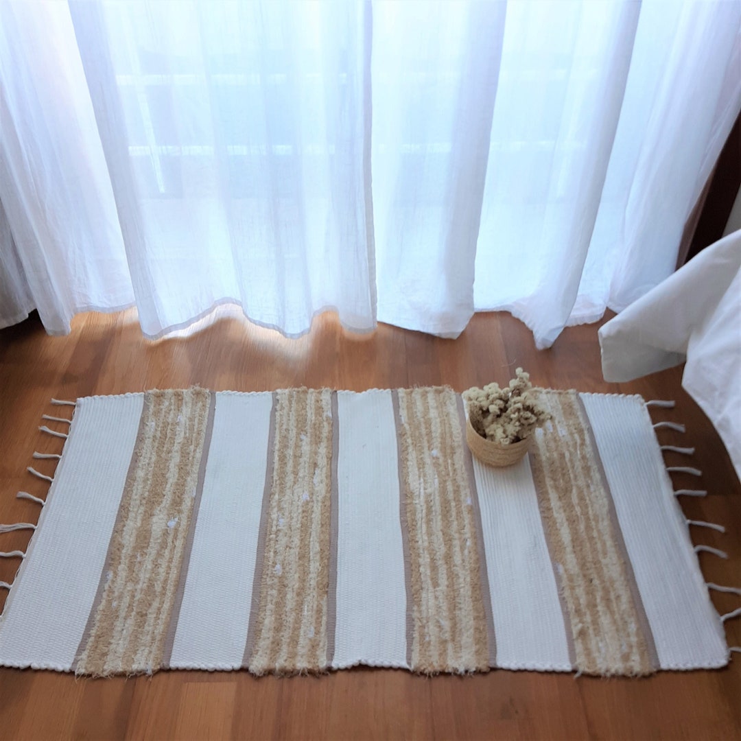 Small White and Beige Rug / Bath Mat / Cotton Rug / Shower Mat ...