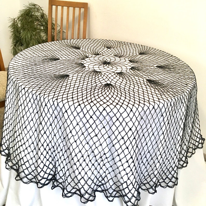Round Lace Tablecloth, Handmade Table Cover, Large Linen Doily ...
