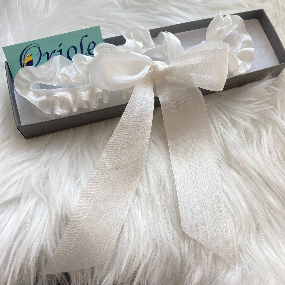 Handmade Silk Bow Bridal Garter: Ruffle Wedding Garter - Etsy