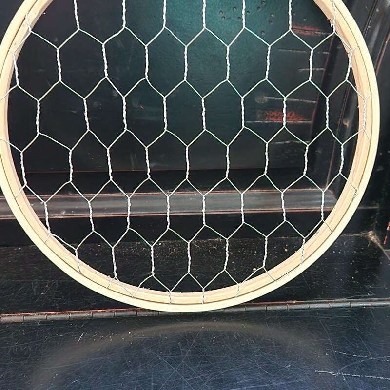 Chicken Wire Suncatcher - Etsy