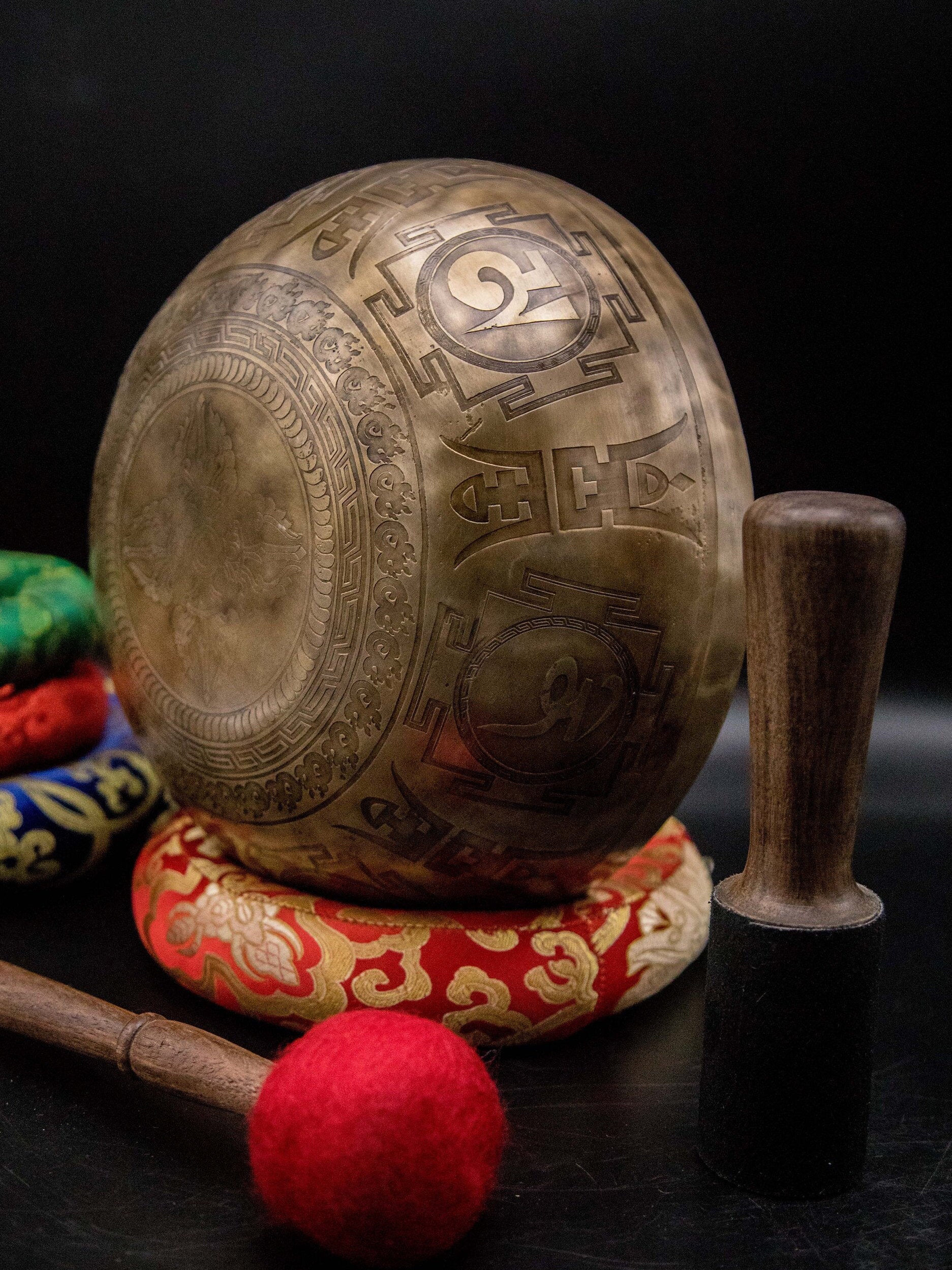 10 Inch Astamangala Singing Bowl Tibetan Singing Bowl - Etsy