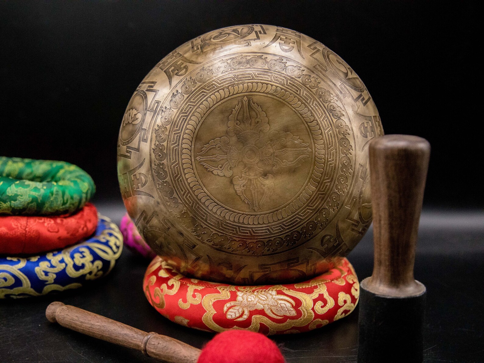 10 Inch Astamangala Singing Bowl Tibetan Singing Bowl - Etsy