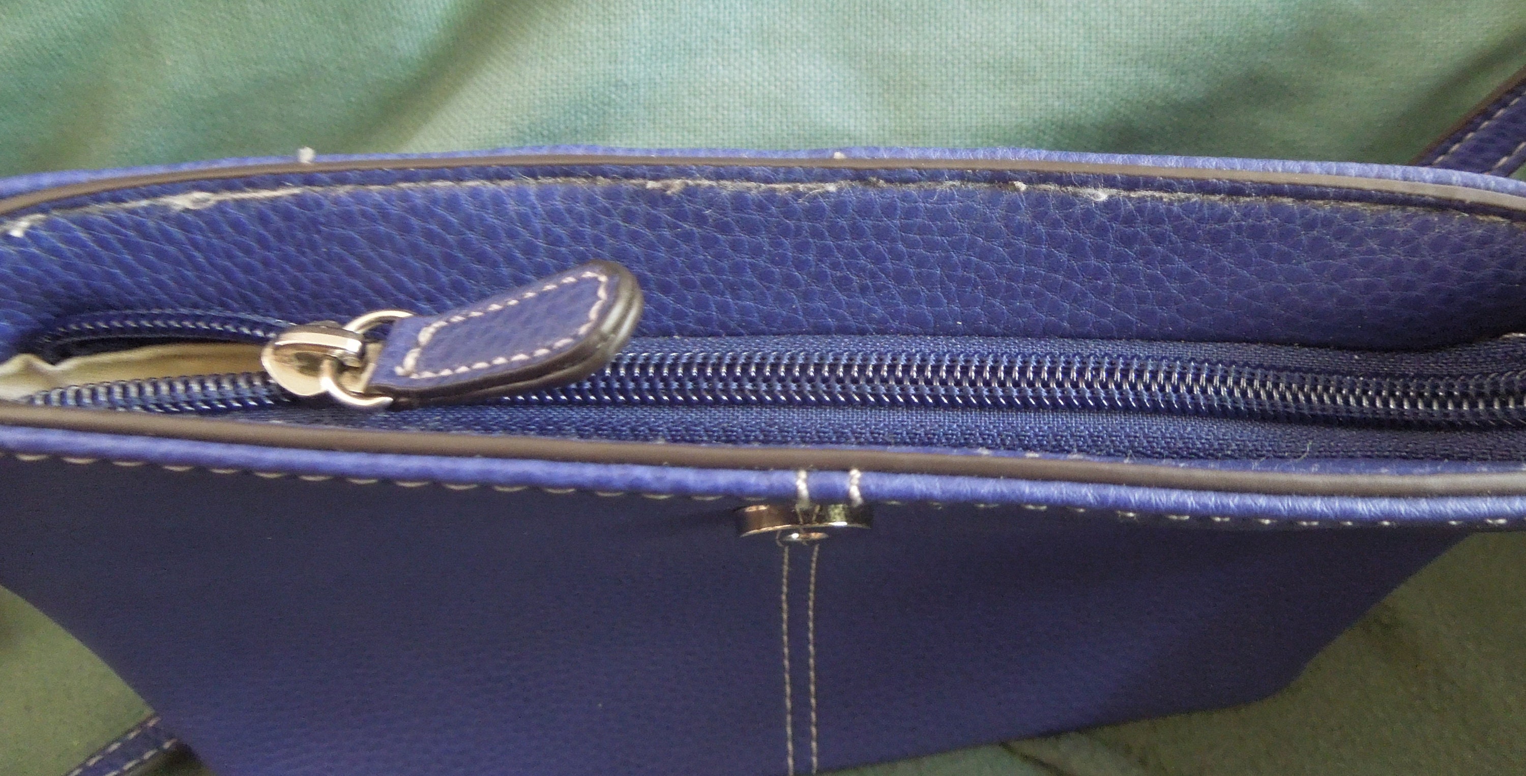 Vintage DAVID JONES Cross-body Purse - Pebbled Vinyl - Etsy UK
