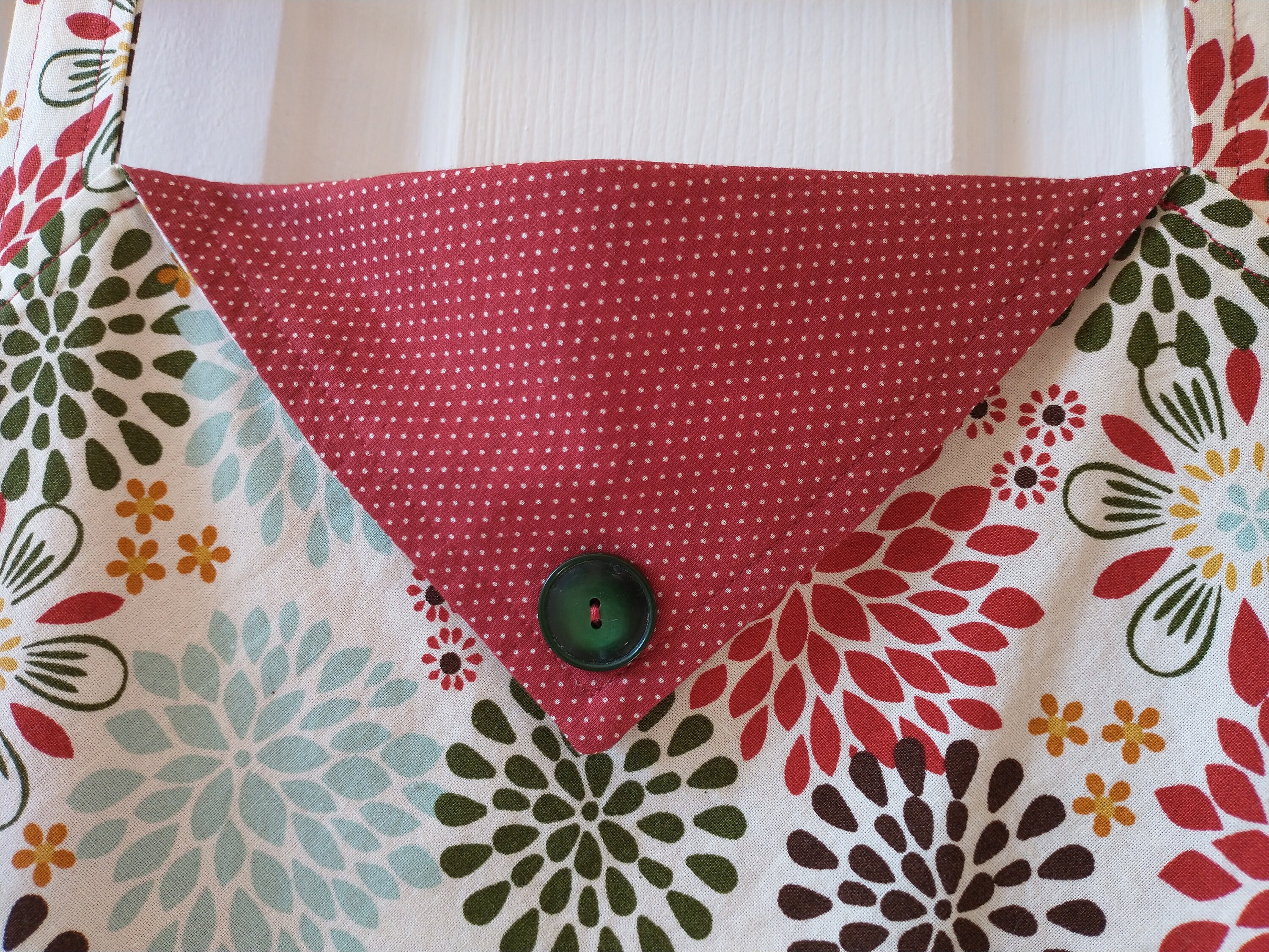 Women's Apron, Four Corners Apron, Red, Yellow and Green Floral, Front ...