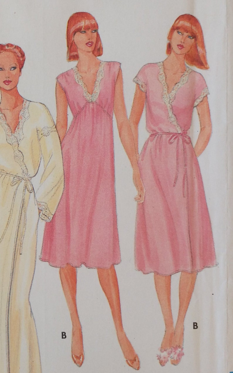 VINTAGE Nightgown and Robe Pattern Butterick 4096 Size | Etsy