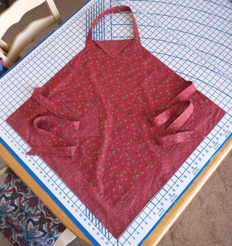 Women's Apron, Four Corners Apron, Red Floral, Front Pocket, Fully ...