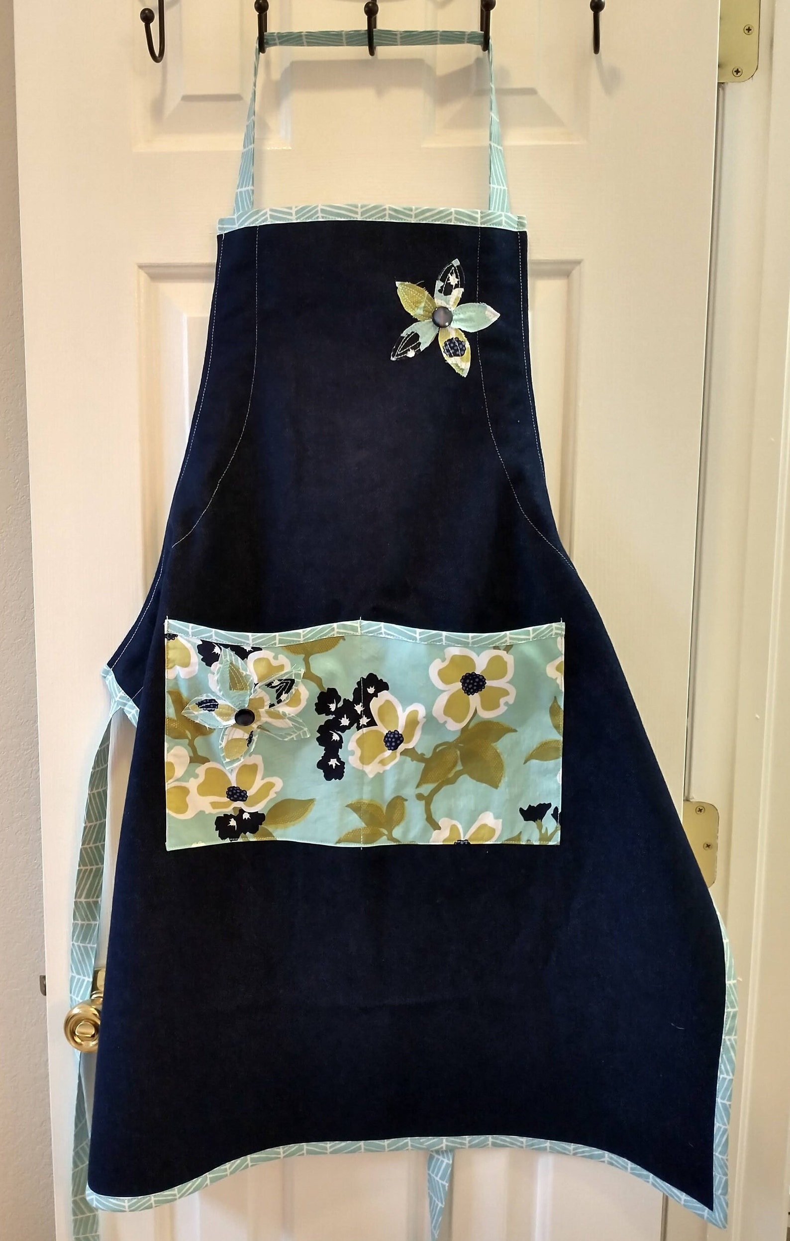 Women's Apron, Chef's Apron, Large Front Pockets, Adjustable Neck Strap ...