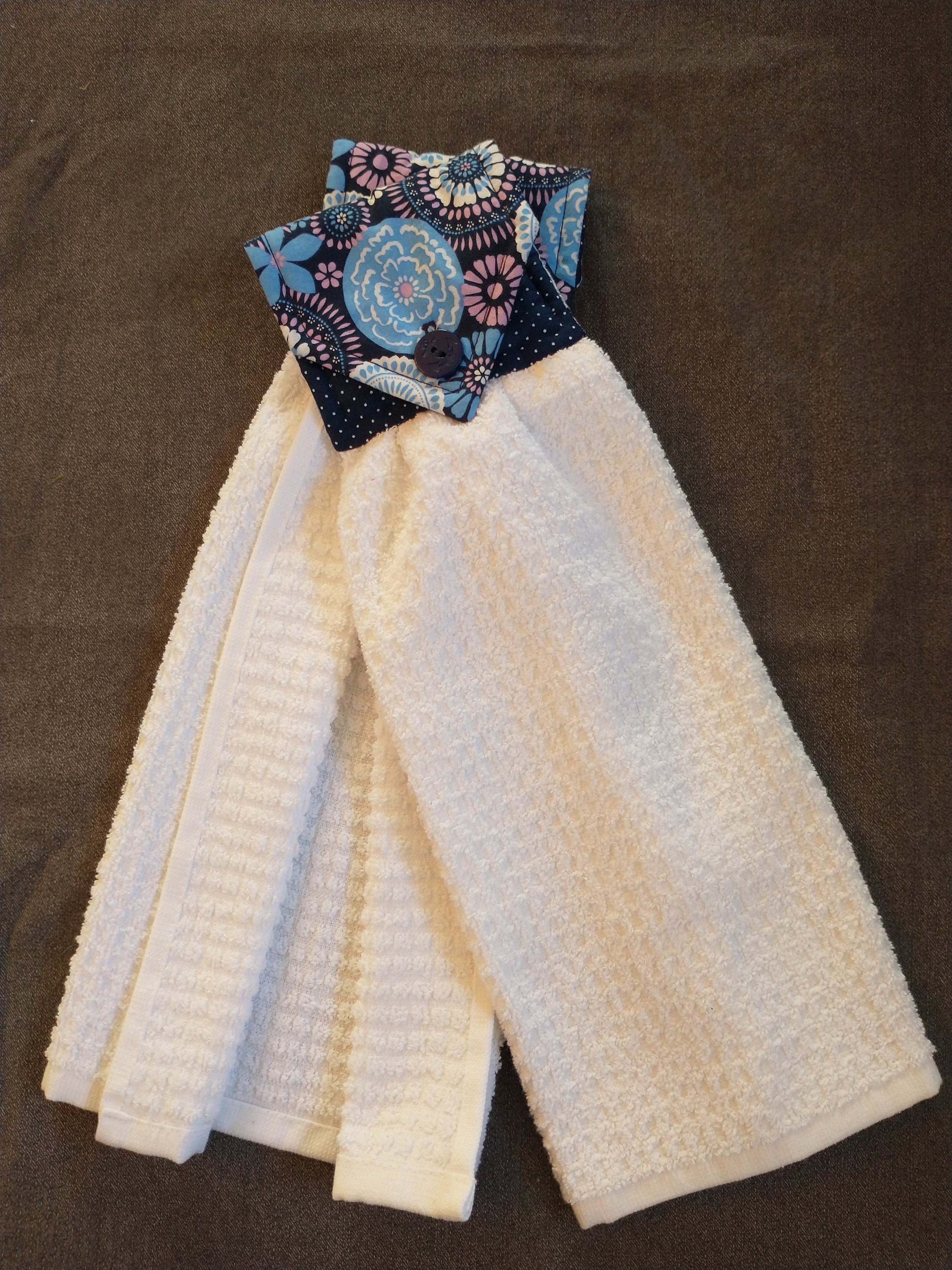 Handmade Hanging Kitchen Dish Towel, Quilted Fabric Hanger in ...