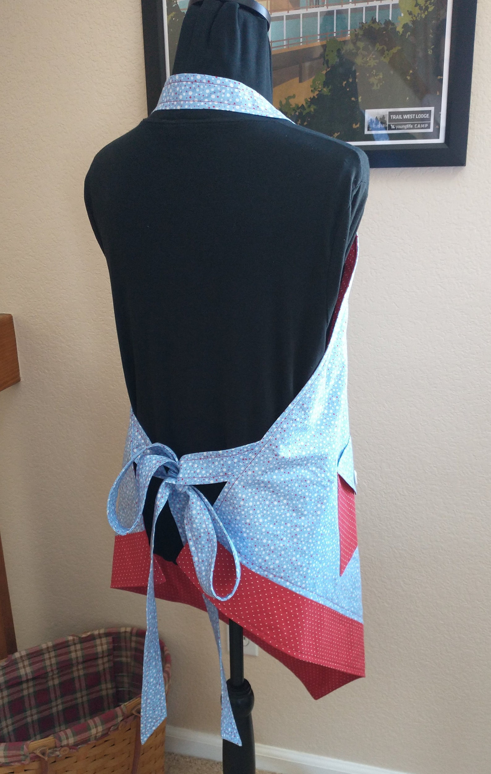 Women's Apron, Four Corners Apron, Blue and Red Polka Dot, Front Pocket ...