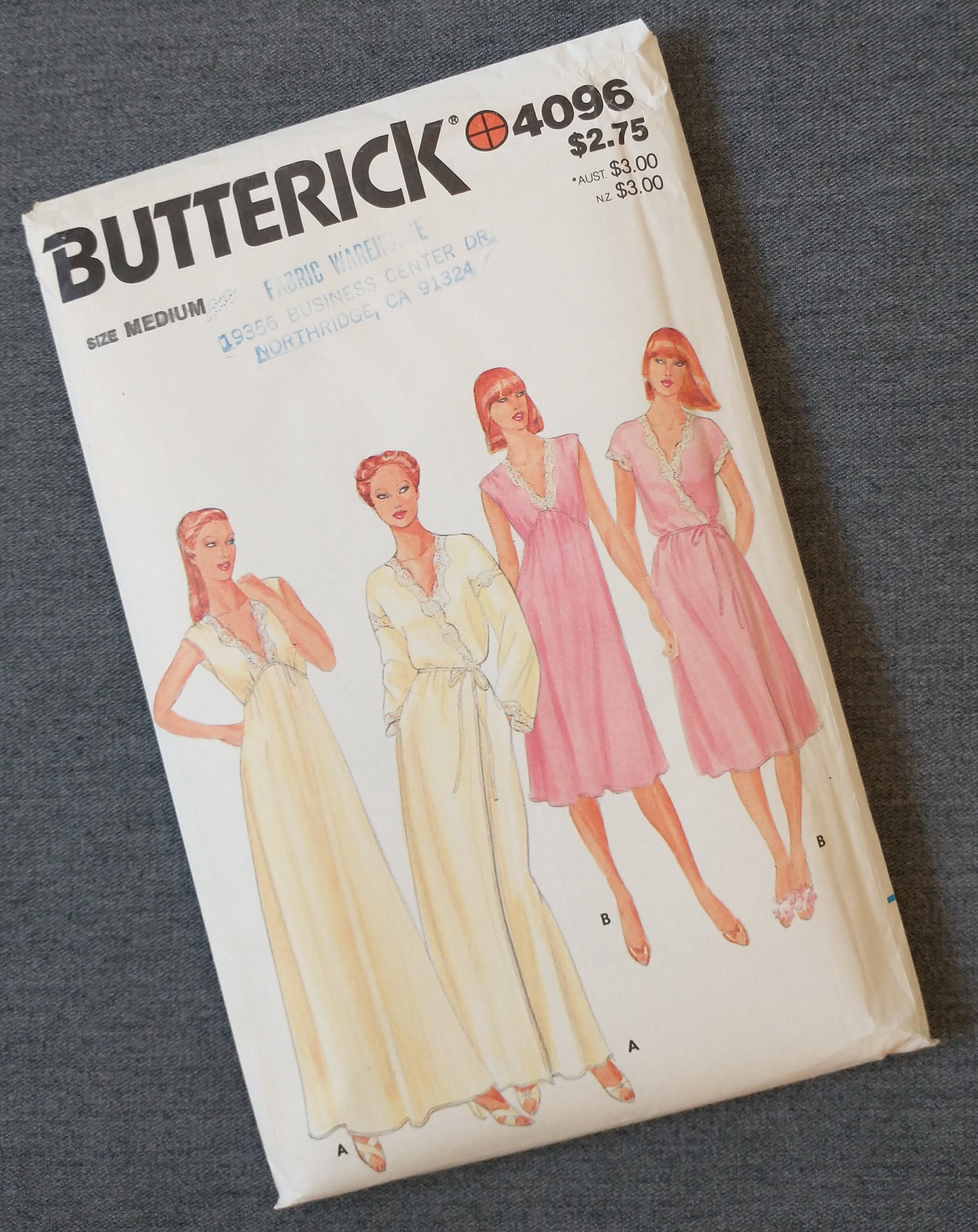 VINTAGE Nightgown and Robe Pattern Butterick 4096 Size | Etsy