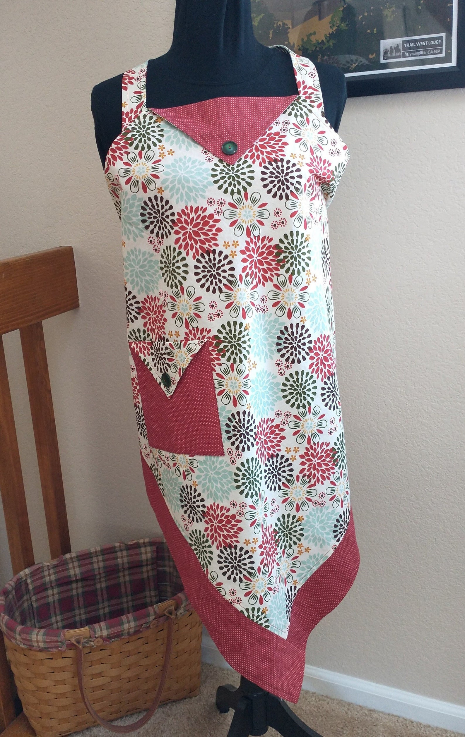 Women's Apron, Four Corners Apron, Red, Yellow and Green Floral, Front ...