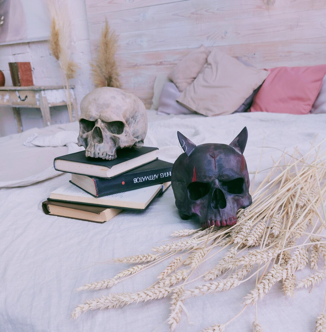 Full Sized Skull Replica Prop, Cosplay Prop, Halloween Decoration ...