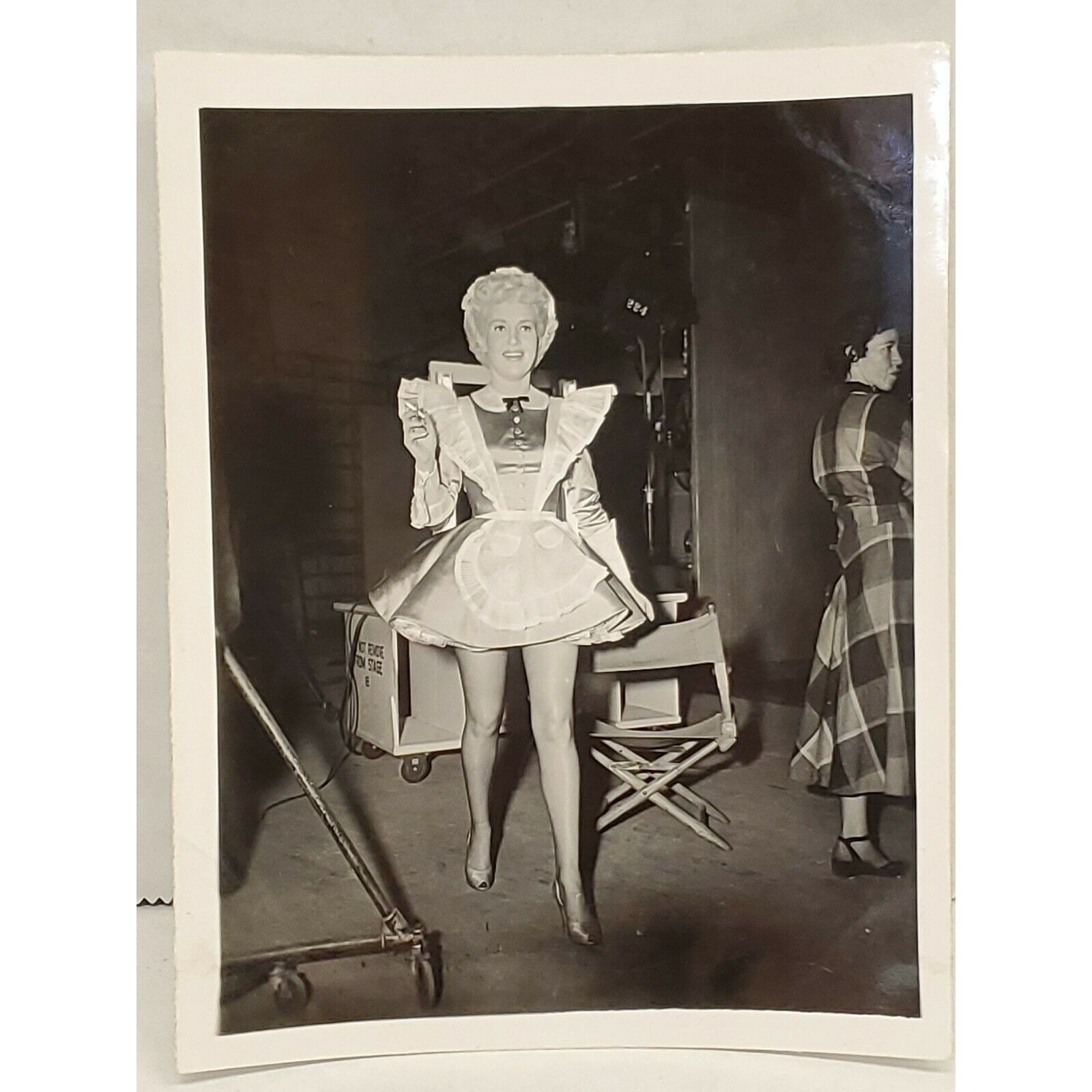 Original Vintage Betty Grable Backstage 4 X 5 B&W WORLD WIDE PHOTO Loco ...