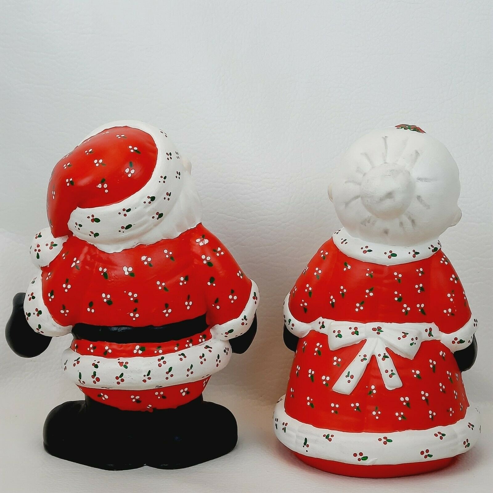 Vintage 1980's Santa & Mrs. Claus Hand Painted Holly Berries Ceramic ...