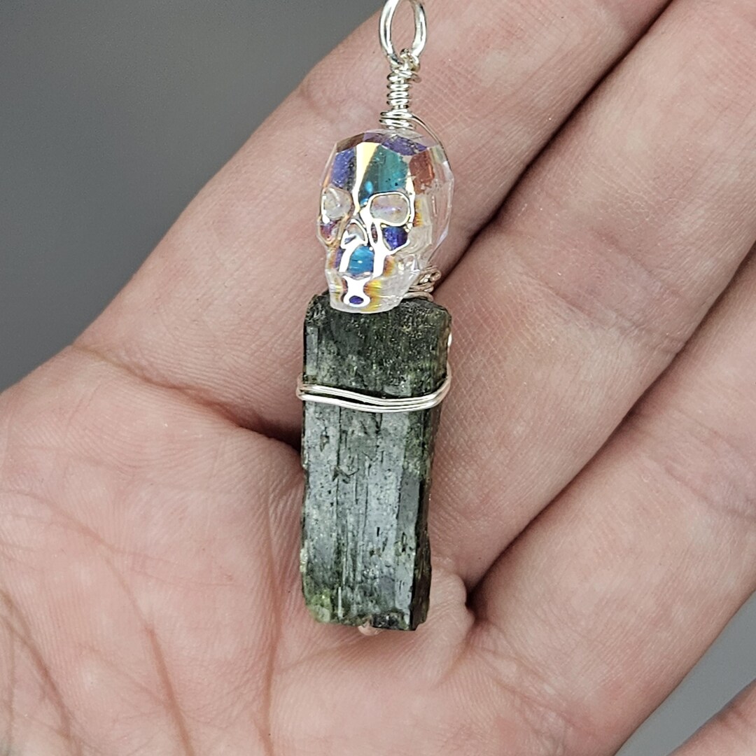 Spiritual Pendulum With Crystal Skull and Chrome Diopside - Precision L ...