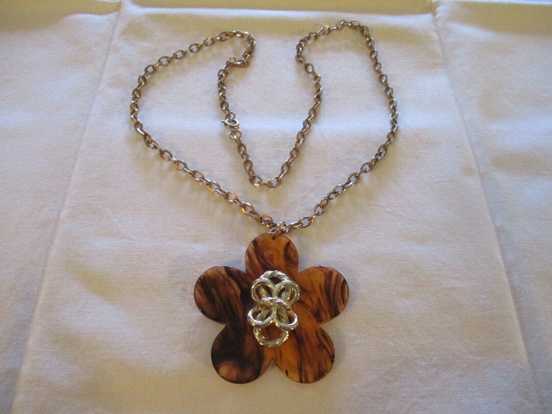 Vintage Tortoise Plastic Flower Pendant on Chain - Etsy
