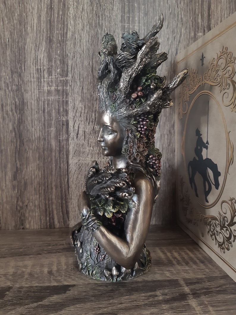 Statue de Gaïa Mythologie grecque Déesse de la Terre Sculpture - Etsy ...