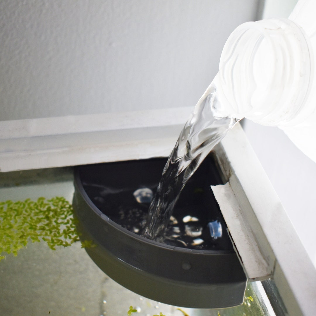 Universal Aquarium Corner Water Diffuser. Water Change Diffuser for ...