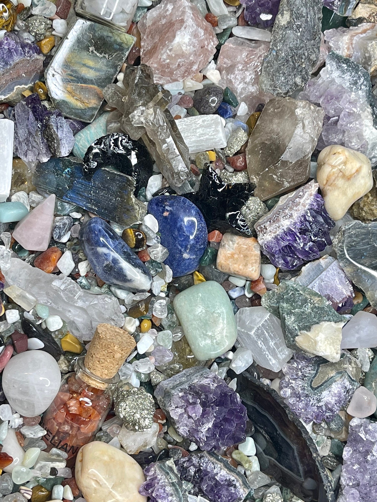 Crystal Confetti | Medium Crystal Confetti Scoop | 8oz Crystal Confetti ...