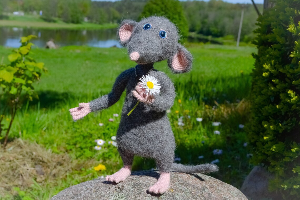 Crochet Pattern: Macaroni the Rat Toy PDF Language English | Etsy