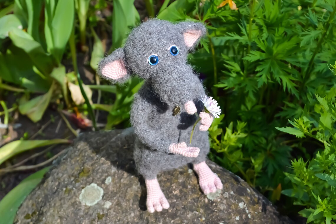 Crochet Pattern: Macaroni the Rat Toy PDF Language English | Etsy