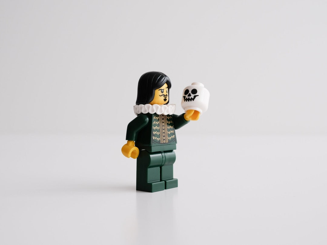 Hamlet - to Be or Not to Be - Custom Assembly Minifigure From Genuine ...
