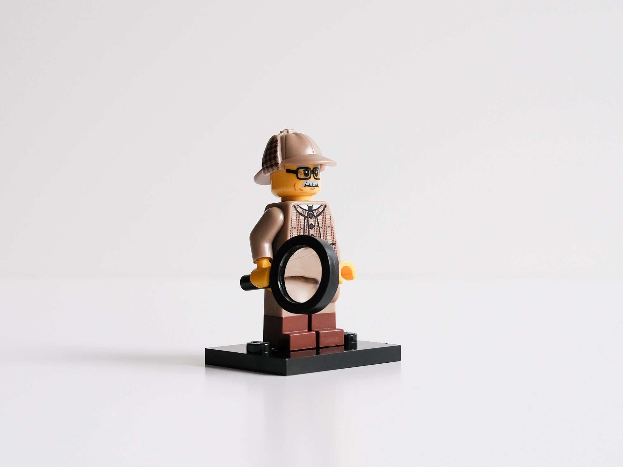 Sherlock Holmes, Detective - Custom Assembly Minifigure From Genuine ...