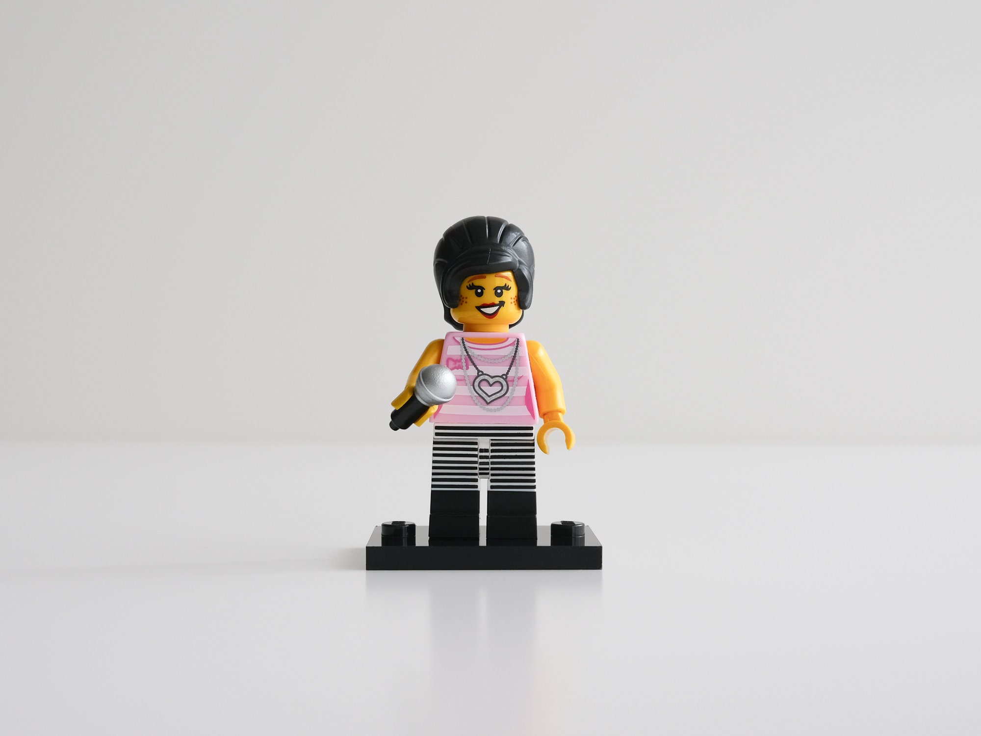 Amy Winehouse - Custom Assembly Minifigure From Genuine LEGO® Parts ...