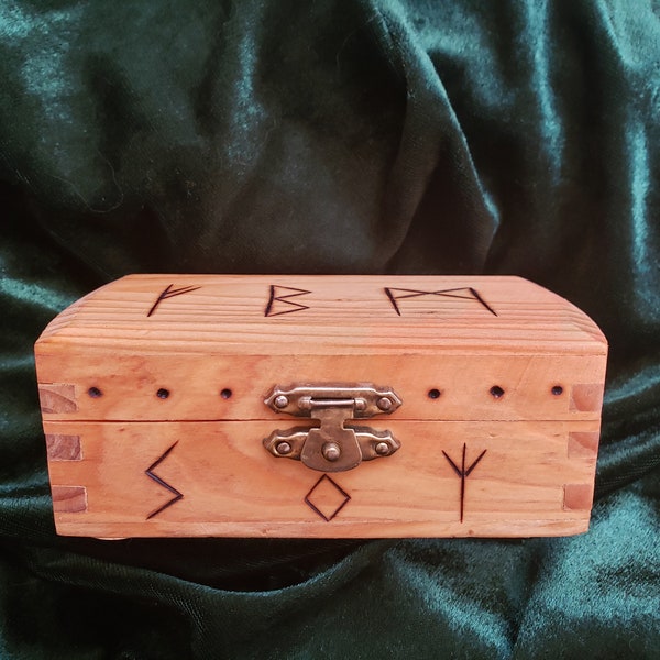 Box Elder Ring - Etsy