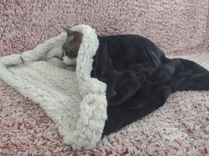 Snuggle Bed, Cat Sleep Sack, Sleeping Bag, Pet Sleeping Bag, Pet ...
