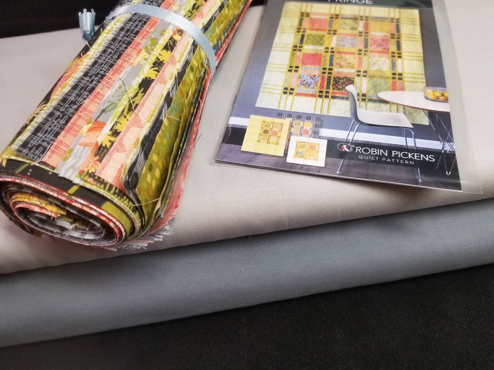 Dandi Annie Fringe Quilt Kit by Robin Pickins Gray Version - Etsy