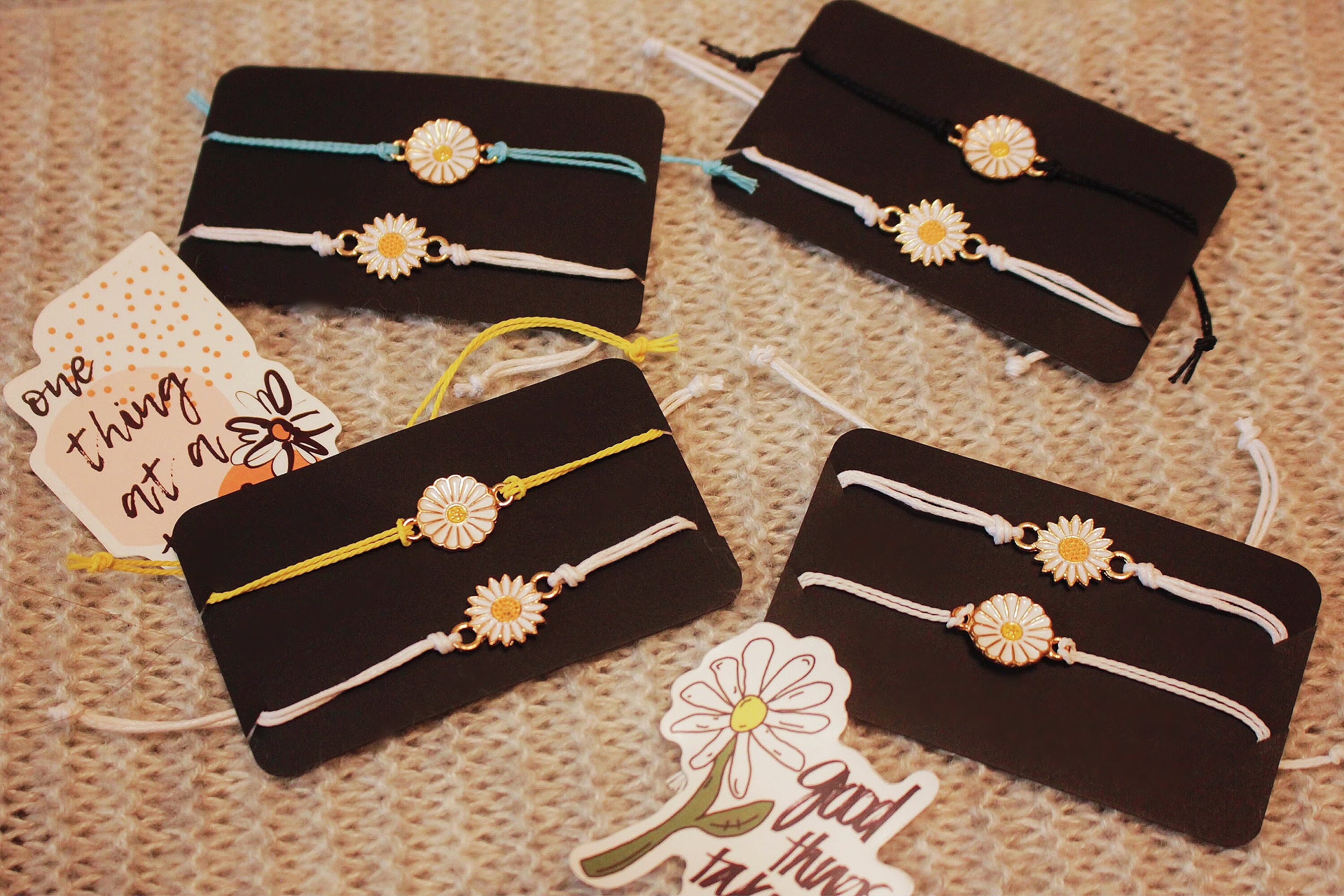 Daisy Gift Set Goodie Box Daisy Keychains Daisy Bracelet - Etsy UK