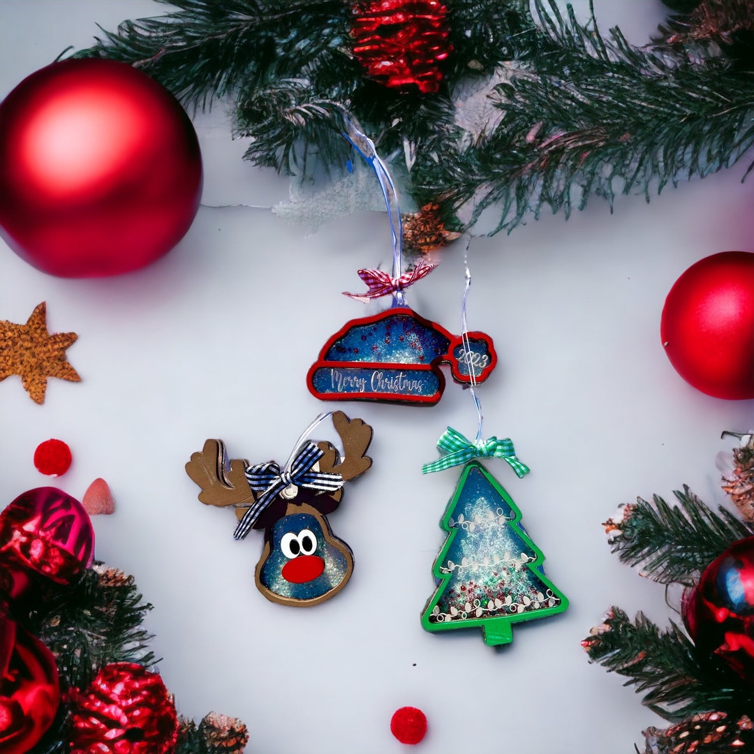 Christmas Tree Shaker Ornament Pine Tree Santa Hat Farmhouse Style Wood ...