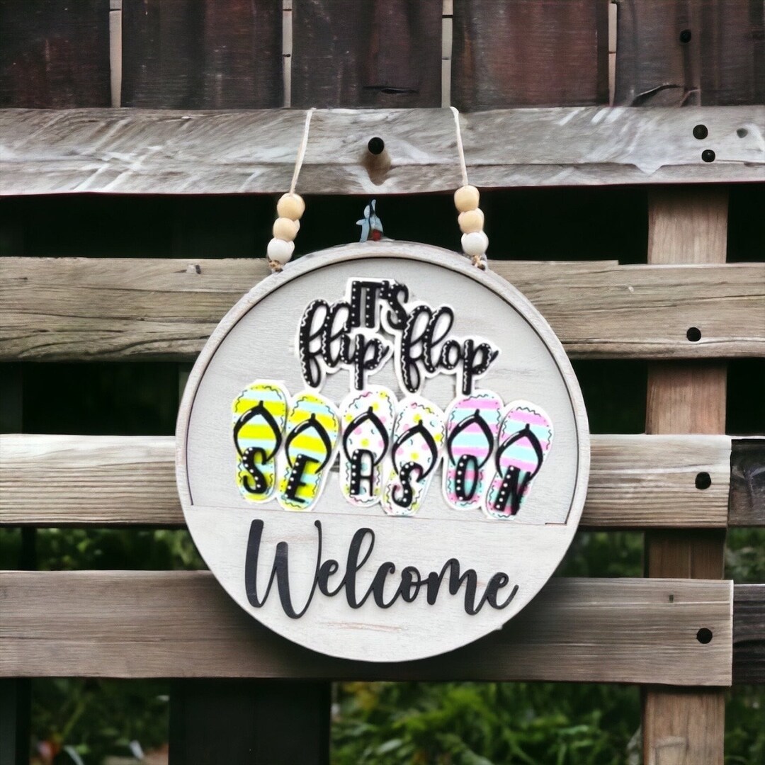 It's Flip Flop Time / Beach / Flip Flop / Ocean Decor / Welcome Front ...