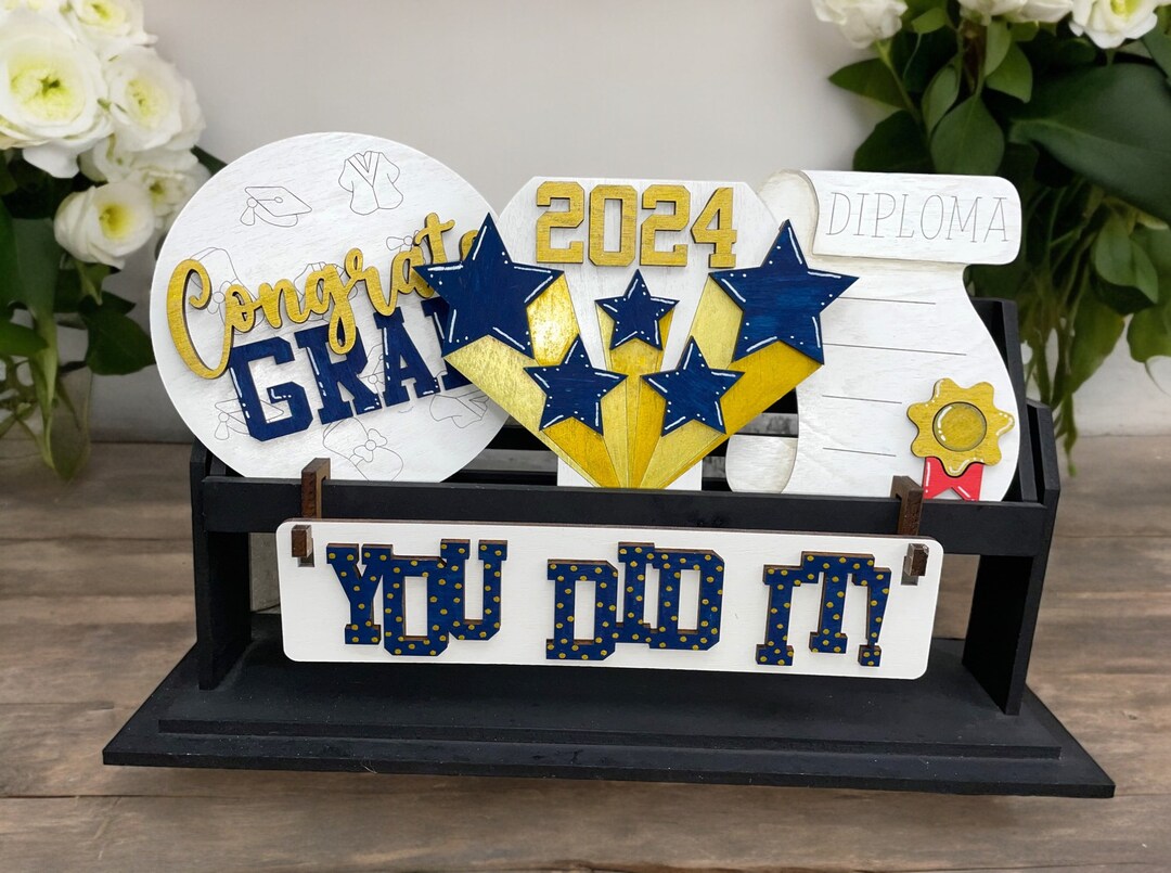 2024 Graduation Interchangeable Wagon Decor / Congrats Grad / College ...
