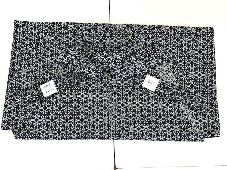 Men's Andon Hakama – Traditional Japanese Formal Wear, Polyester Fabric ...