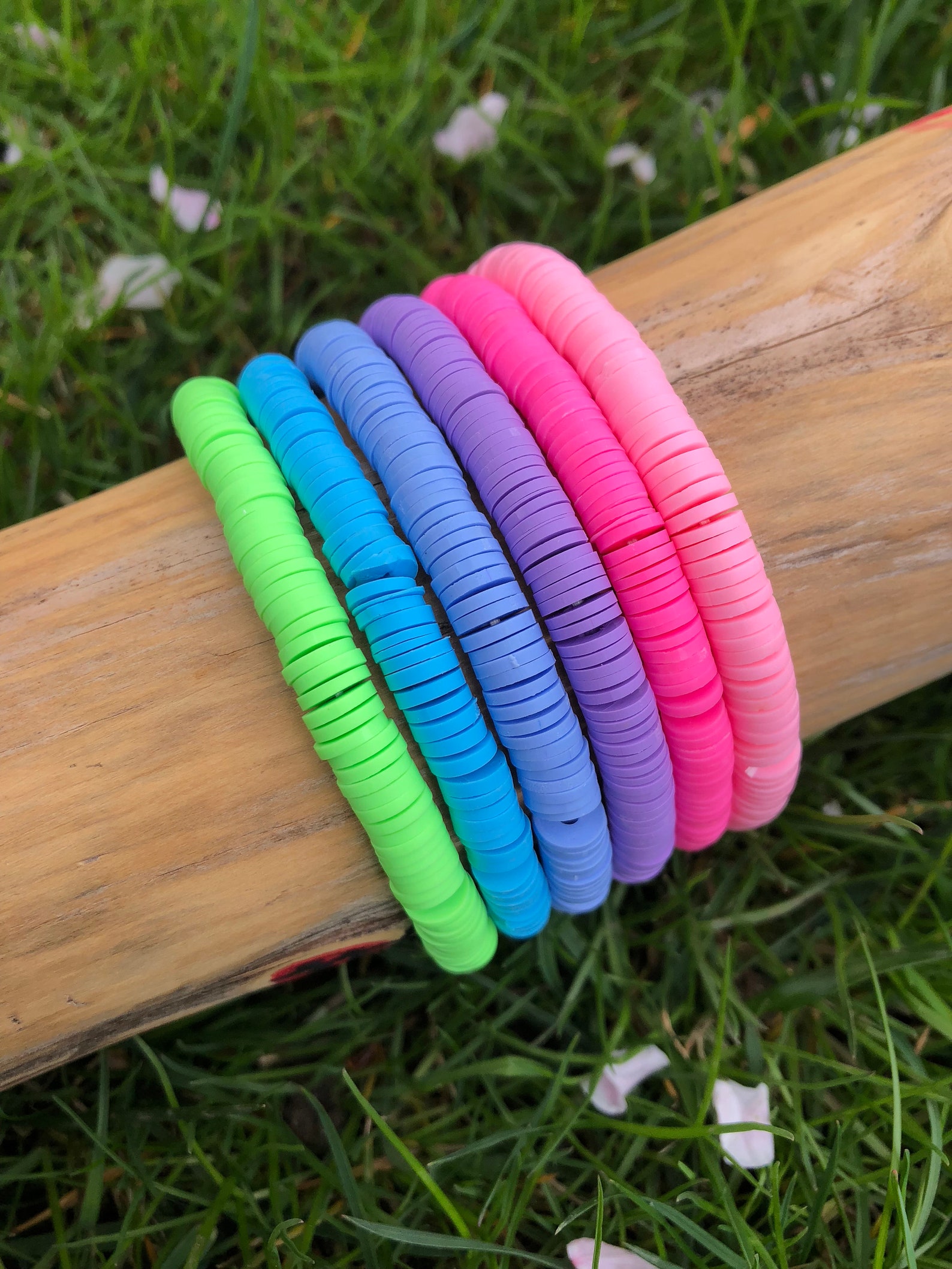 Colorful Vinyl Disc Beaded Elastic Bracelets, 6mm Heishi Beads ...