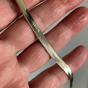 Ladies Vintage Solid 9ct Gold Flat Chain Bracelet, Pre Loved 9k Gold ...