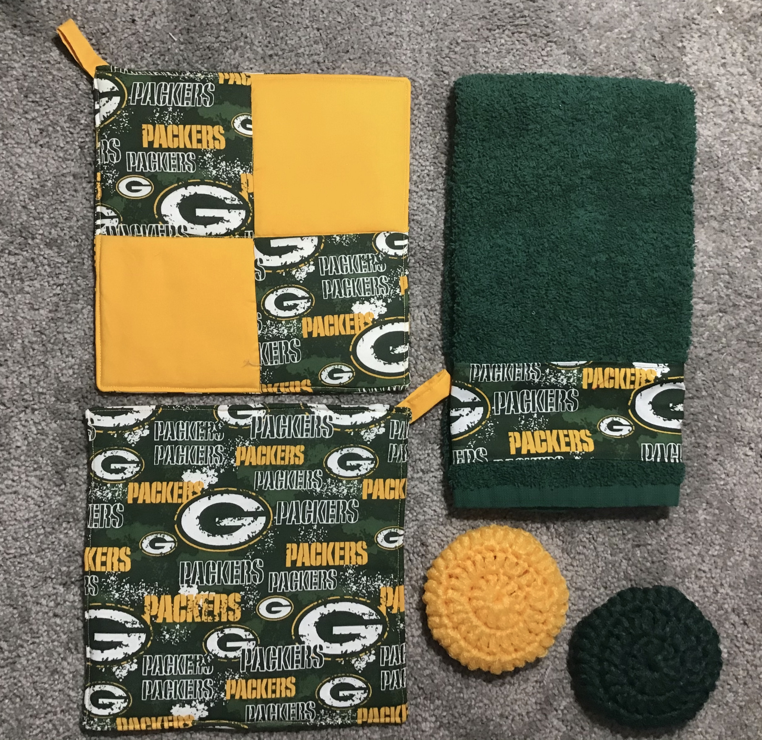 Green Bay Packers Potholders, Towel and Scrubbies Set - Etsy