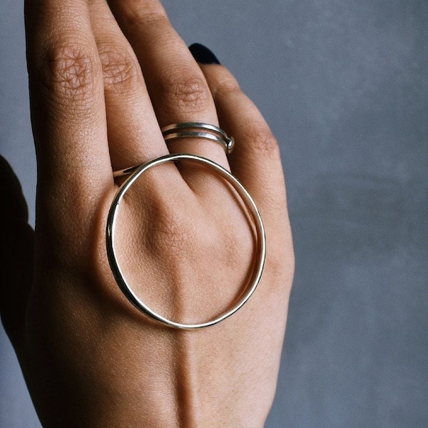 Open Circle Halo Ring - Etsy