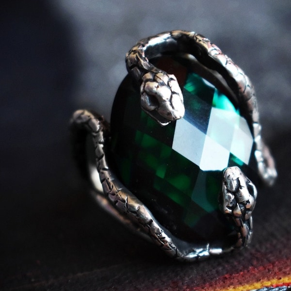 Green Snake Ring - Etsy UK