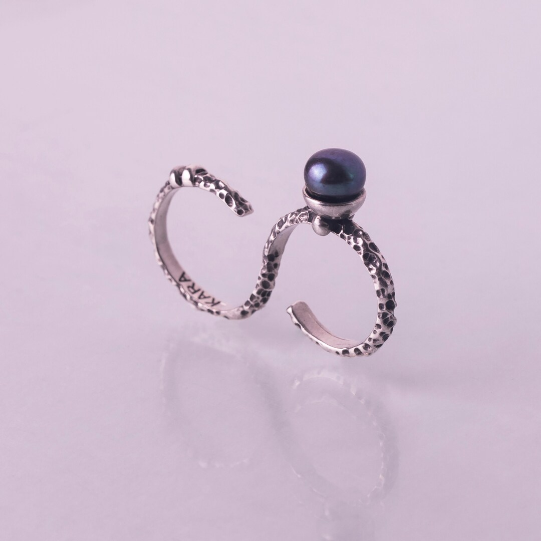 Multifinger Ring Samsara, 2 Finger Ring, Minimalistic Black Pearl Ring ...