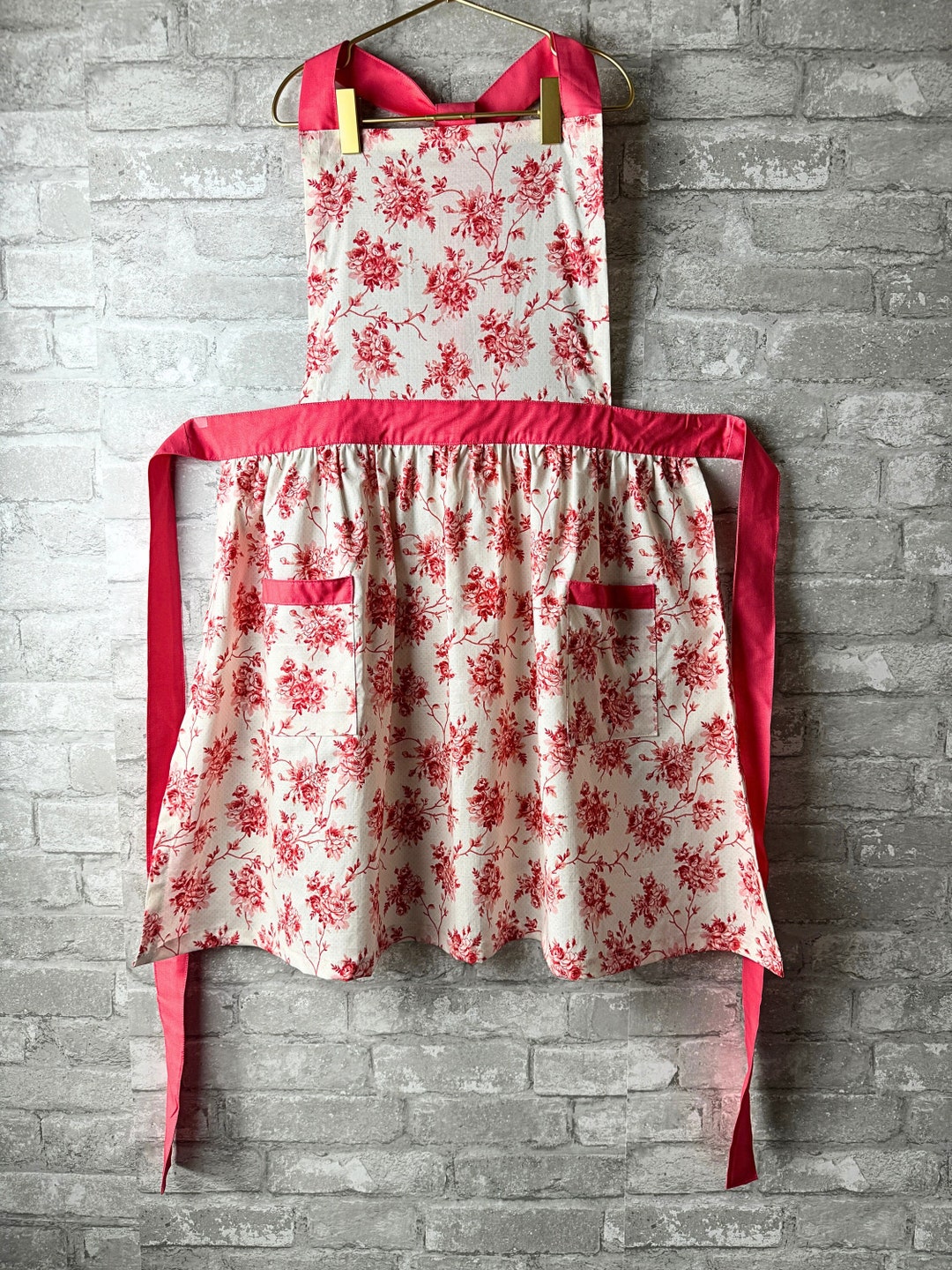 Vintage Floral Apron With Pockets Rose Apron for Woman Artist Baking ...