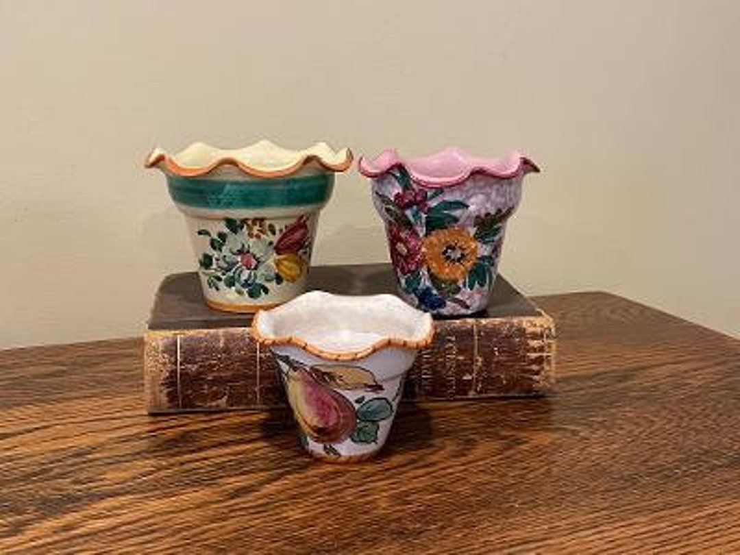 Hand Painted Ceramic Scalloped Edge Flower Pots, Set of 3 Made in Italy ...